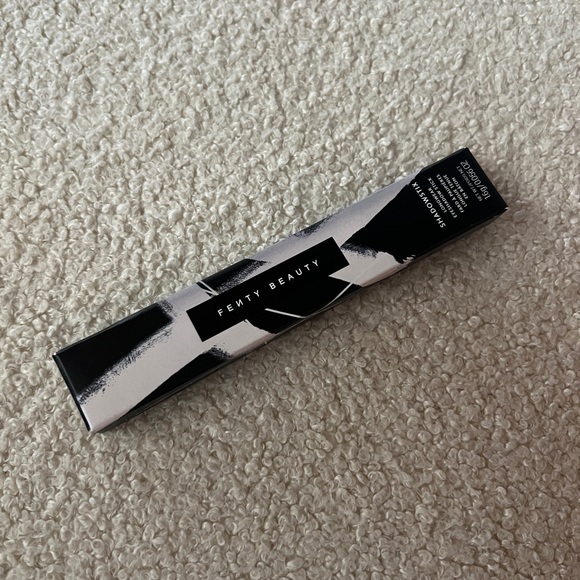 Fenty Beauty | Makeup | New Fenty Beauty Shadowstix Longwear Eyeshadow ...